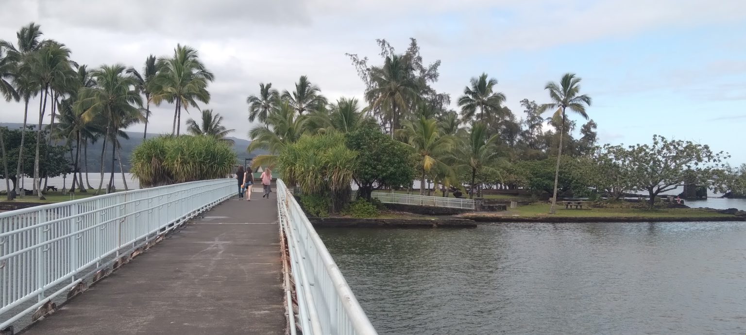 Coconut Island: A Tiny Historic Gem in Hilo Bay - bigisland.org