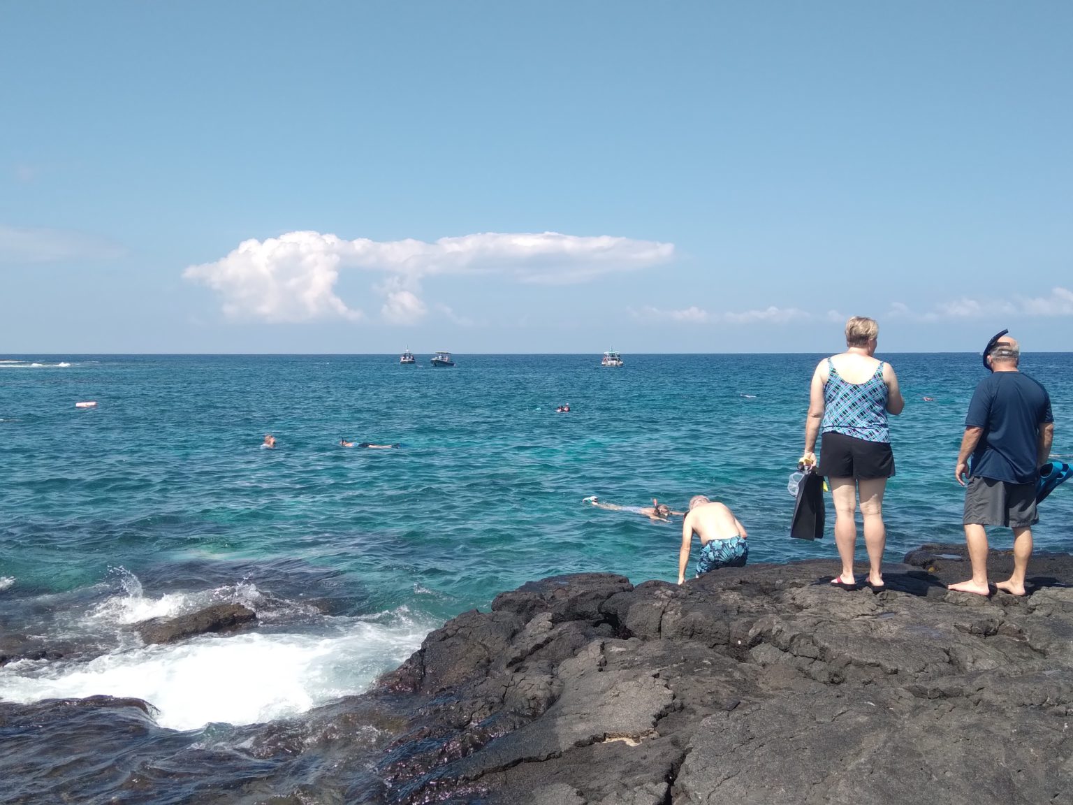 Two Step at Honaunau Bay – Big Island's Premiere Snorkeling Spot ...
