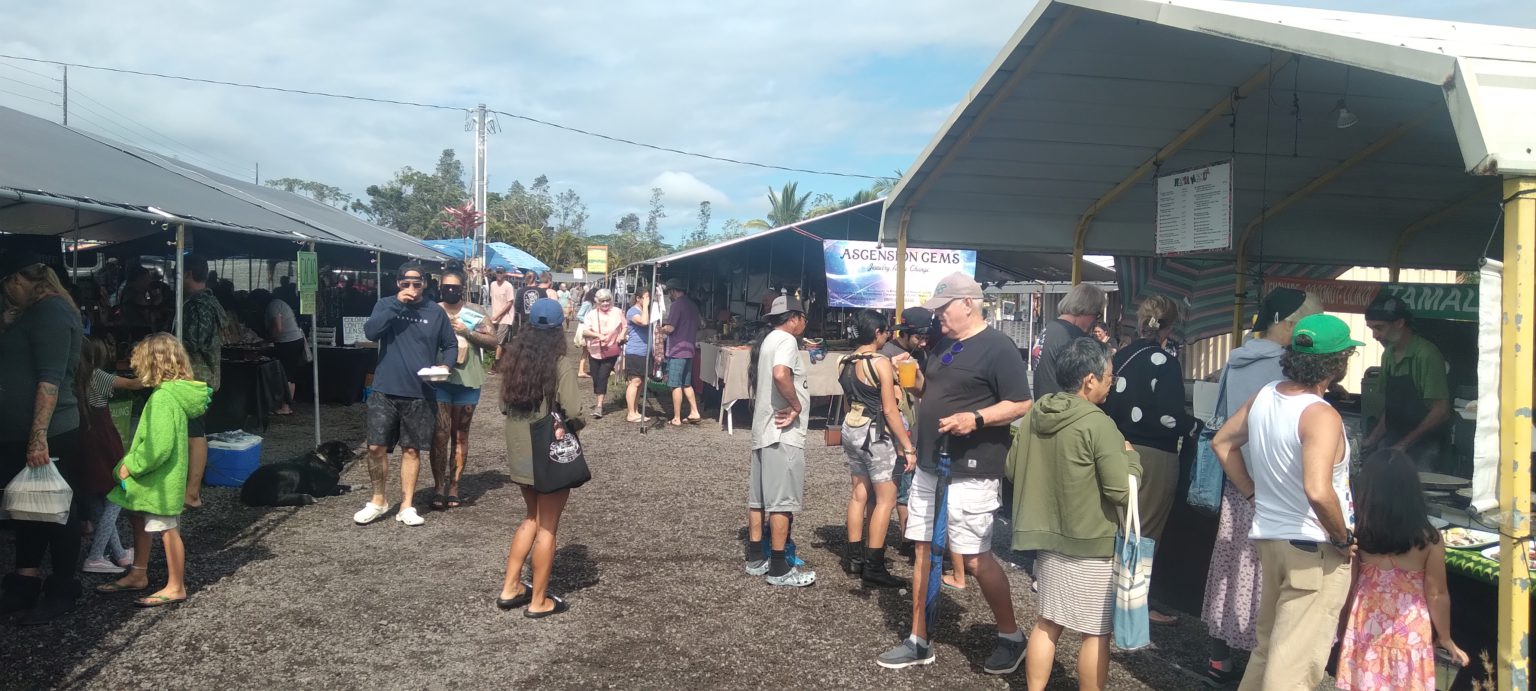 Maku'u Farmers Market – A Sunday Morning Fixture of Local Handicrafts ...